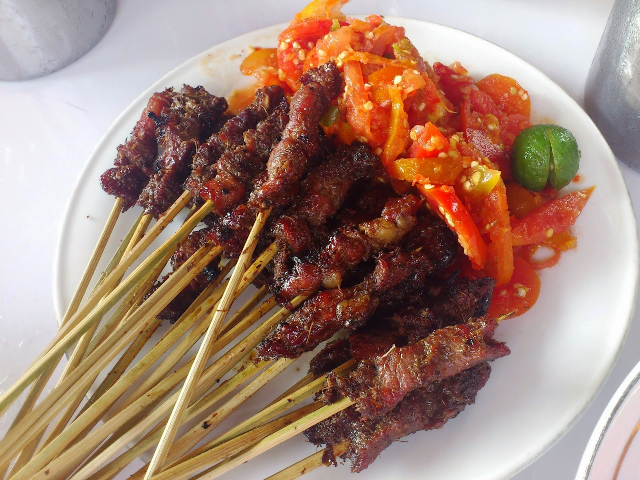 4 Jenis Makanan Khas Sunda yang Terkenal Enak